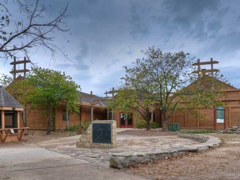 Ernie Miller Nature Center | Visit KC