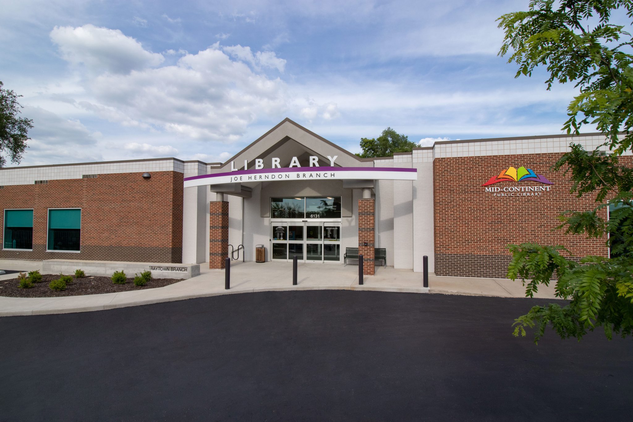 Mid-Continent Public Library - Raytown | Visit KC