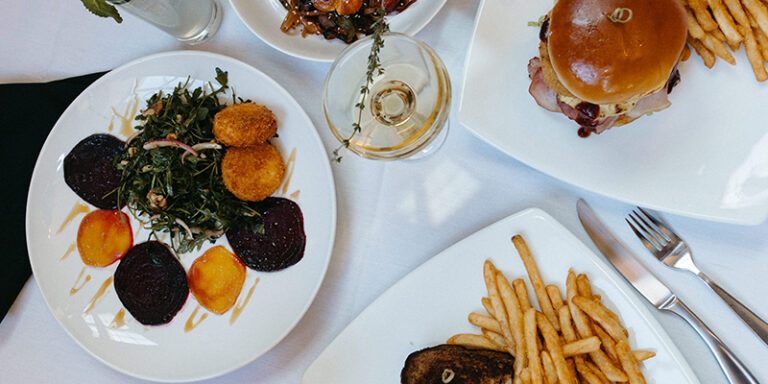 Indulge in convenient luxury at Hilton President | Visit KC