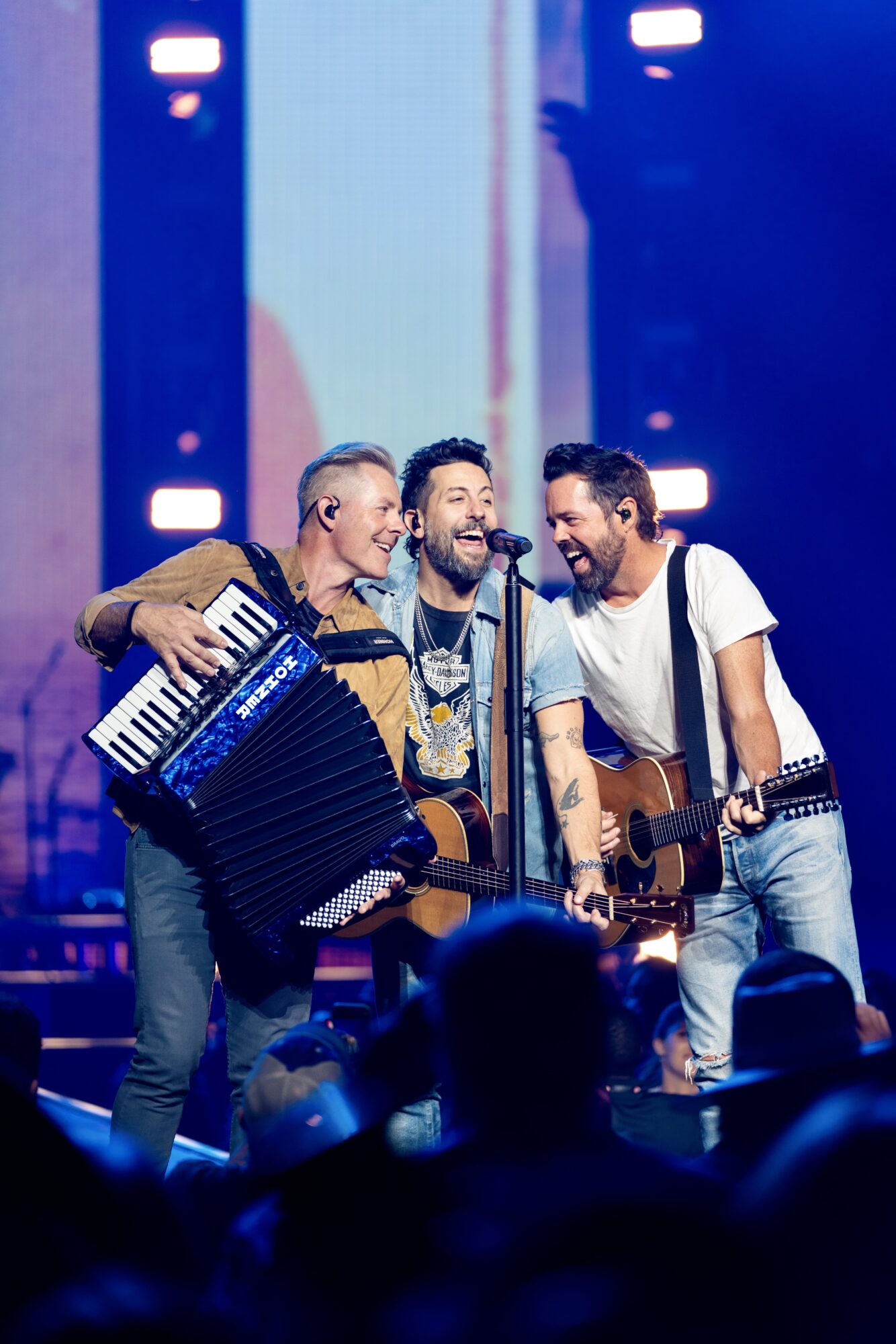 Giveaway: Old Dominion